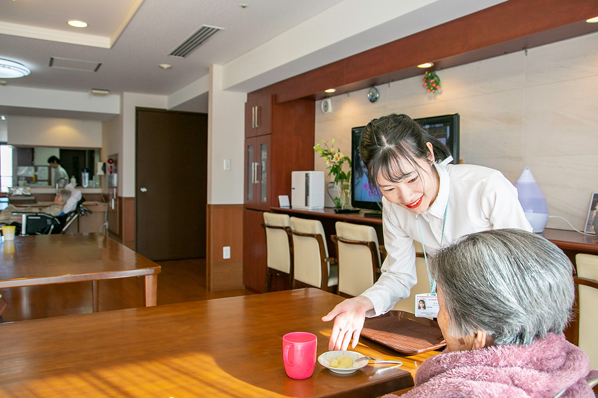 自分の心と体を大切にしながら働く | INTERVIEW | KAIGO in JAPAN